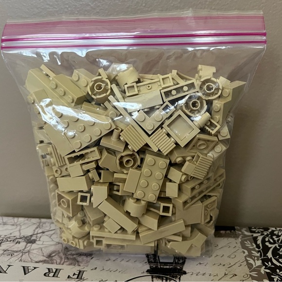 Lego | Toys | Lego Small And Medium Building Bricks And Assorted Pieces ...